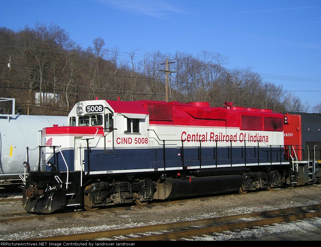 Cind 5008 In The Yard Looking For Work